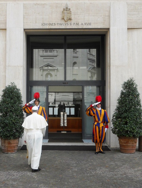 Conheça a Casa Santa Marta onde viveu o Papa Francisco