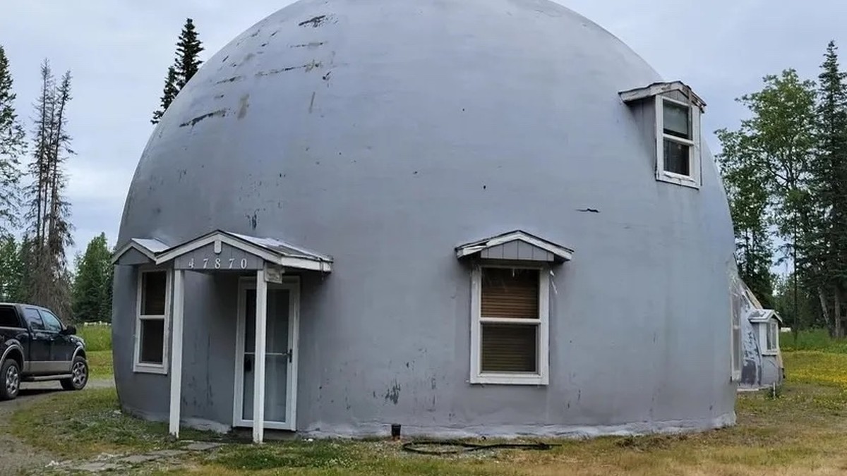 Casa em formato de domo está à venda por R$ 1,2 milhão no Alasca ...