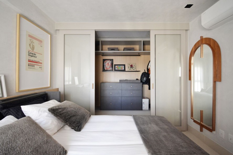 Mini closet: dicas para quem tem pouco espaço e projetos para se inspirar