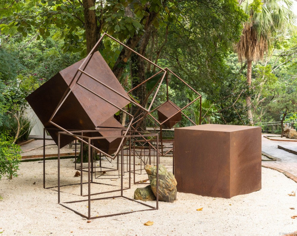 Instituto Artium recebe exposição com obras do artista José Bechara ...