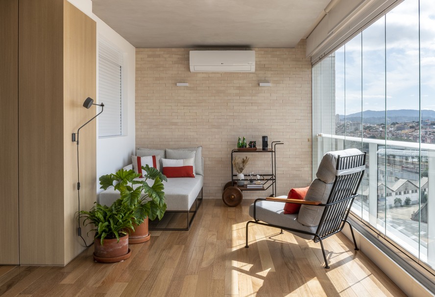 Vantagens e cuidados do sistema de fechamento com estrutura metálica