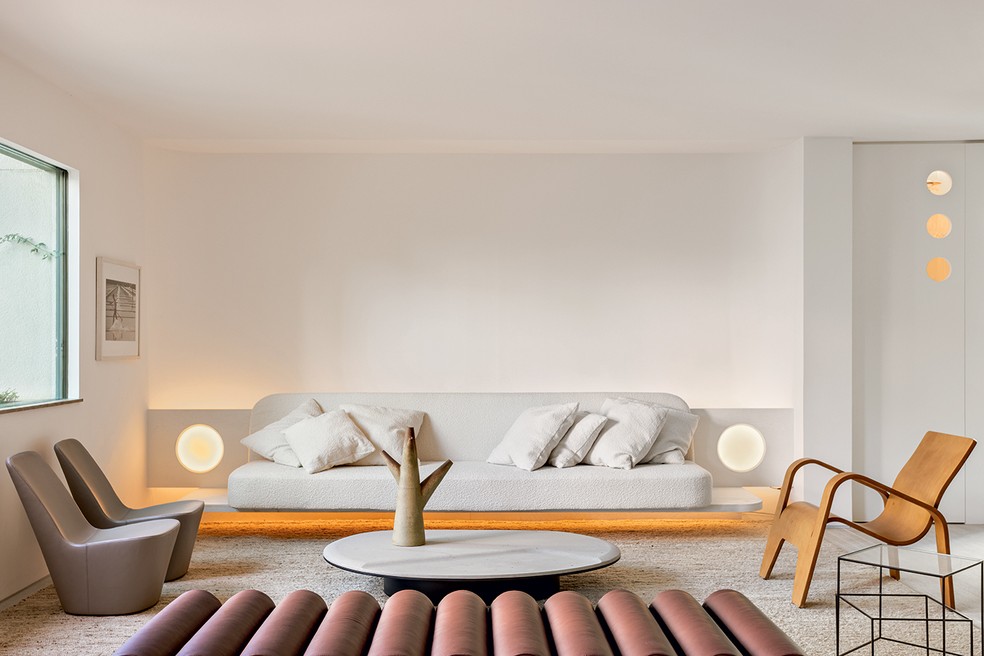 Acabamentos inusitados marcam a configuração de apartamento paulistano
