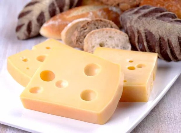 Queijos: métodos de fabricação e dicas de harmonização de 20 tipos