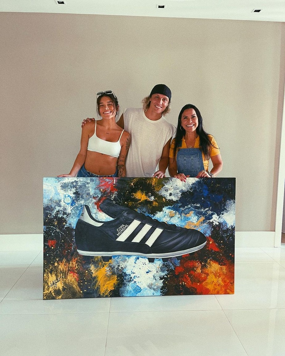 Lary mostra obra de arte que sua mãe fez para David Luiz | Celebridades ...