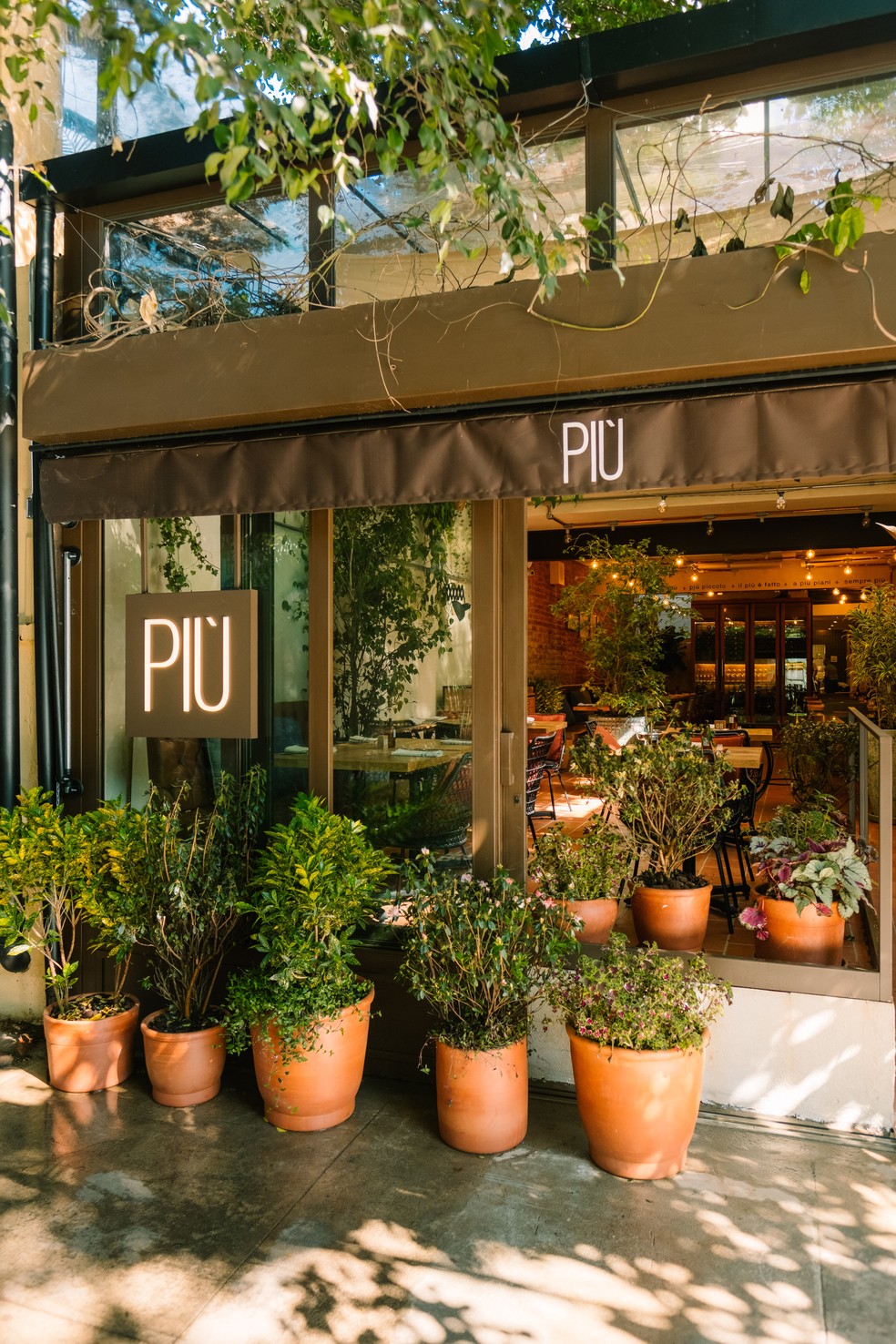 Paisagismo de restaurante tem projeto inspirado em jardins italianos ...