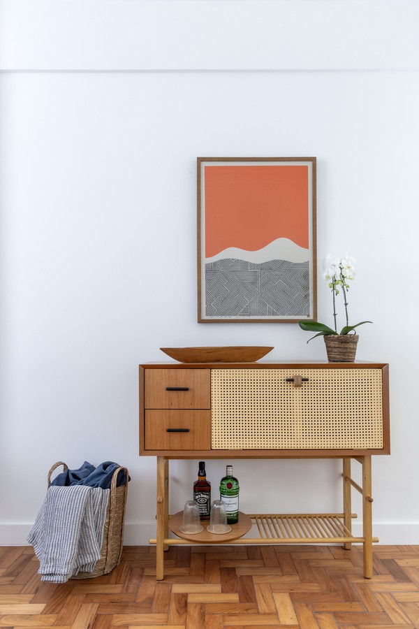 O que é um aparador e como usá-lo na decoração; veja 40 modelos!