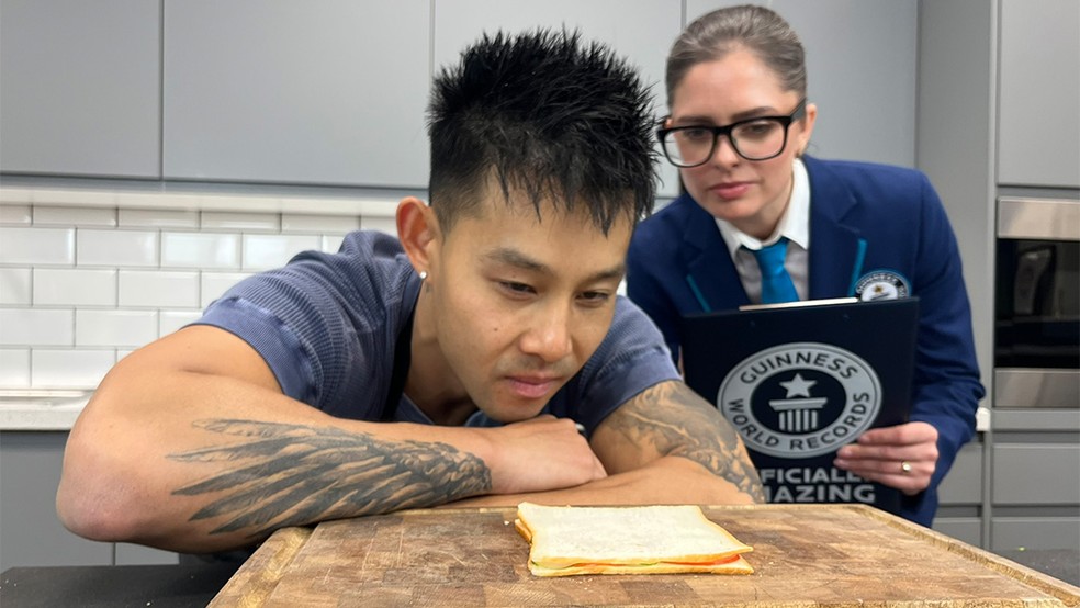 Chef canadense quebra recorde em desafio e cria o sanduíche mais fino ...