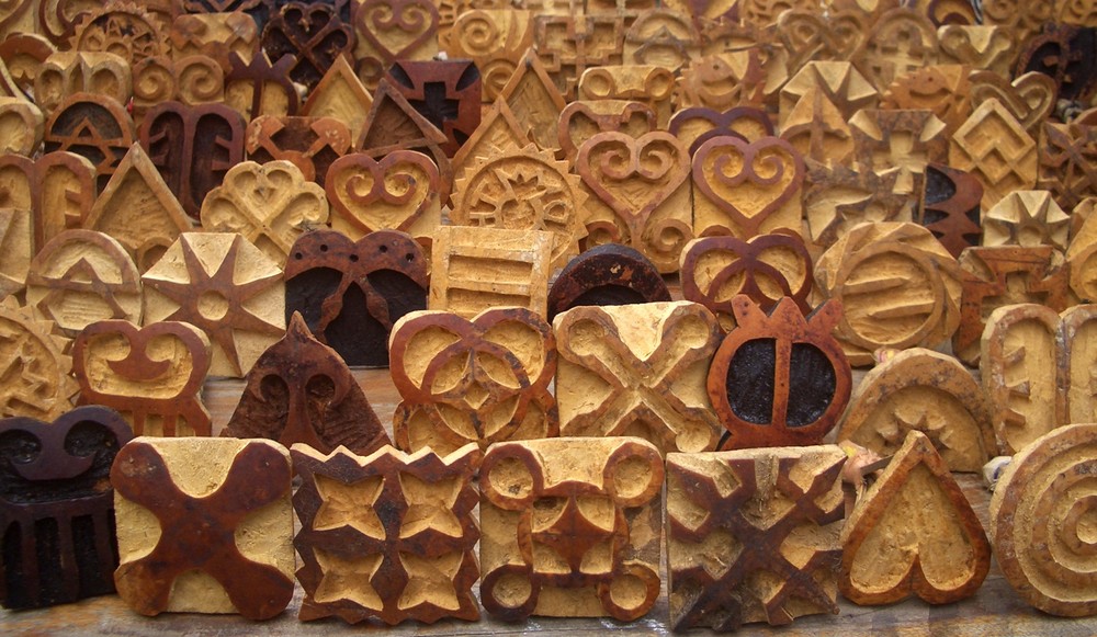 Símbolos Adinkra: conheça a herança africana escondida nos portões ...