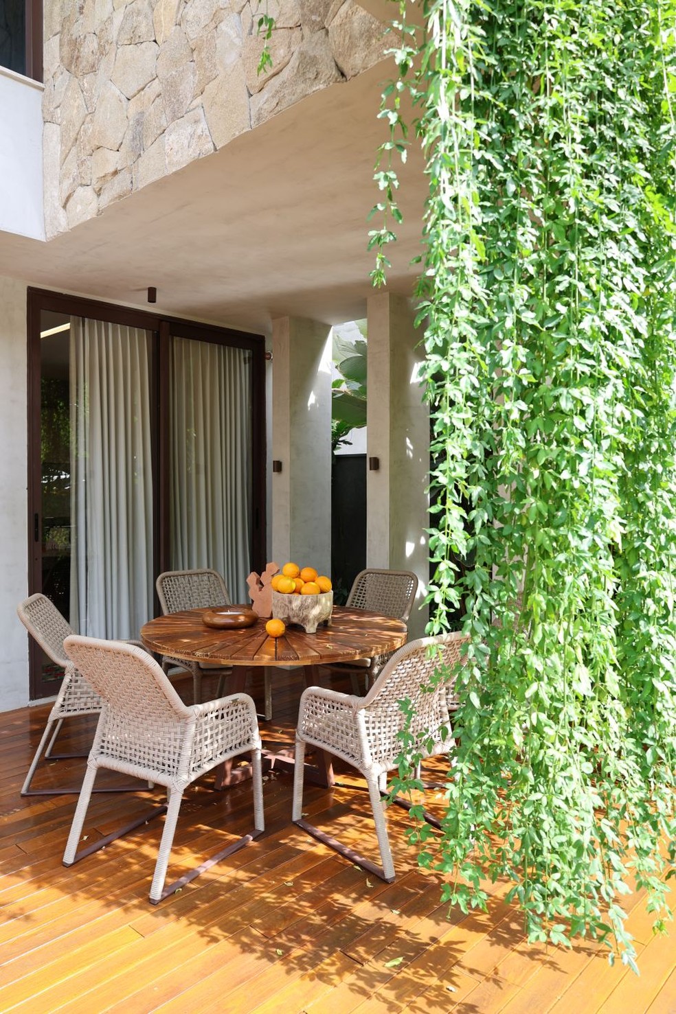Decoração simples de área externa: 20 ideias charmosas para renovar o ...