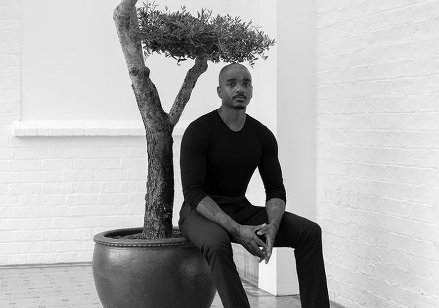 Samuel Ross será o diretor artístico da Bienal de Design de Londres de 2025