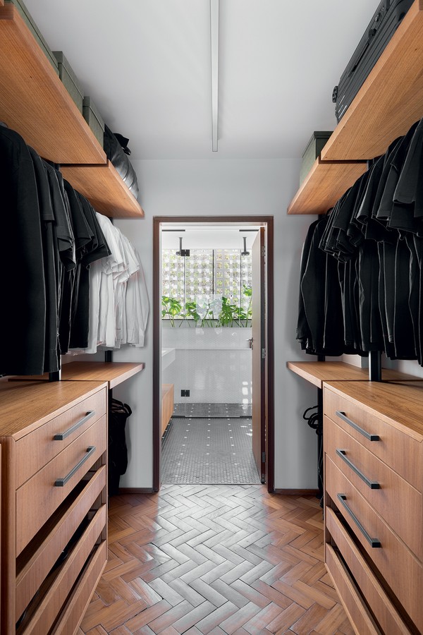 Closet aberto simples: dicas para montar o seu e 10 modelos para se ...