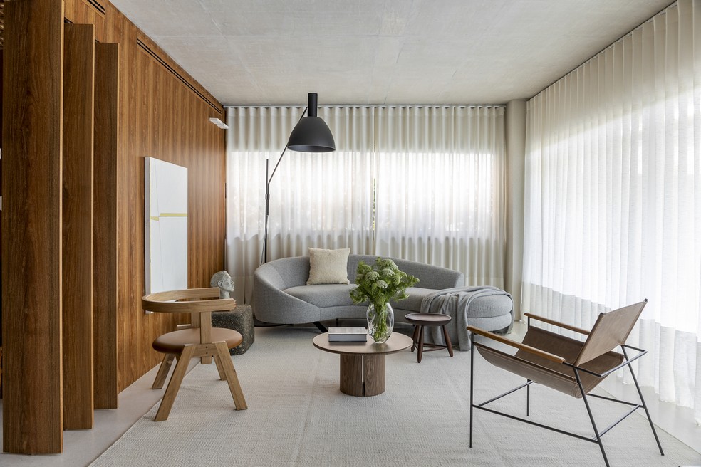 Apartamento garden ganha marcenaria inteligente e preza pelo conforto