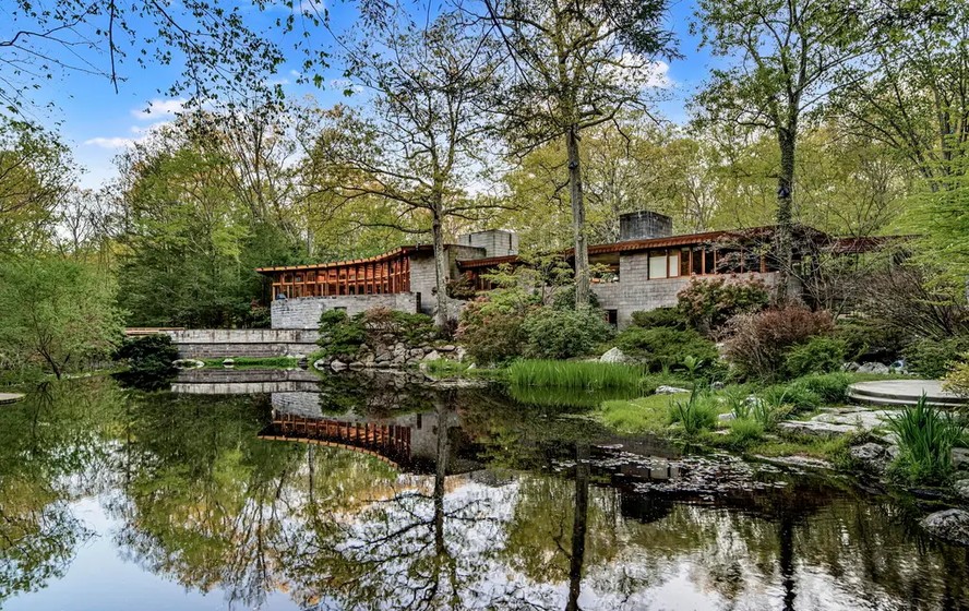 Casa projetada por arquiteto famoso dos EUA está a venda por R$ 40 milhões e possui uma ...