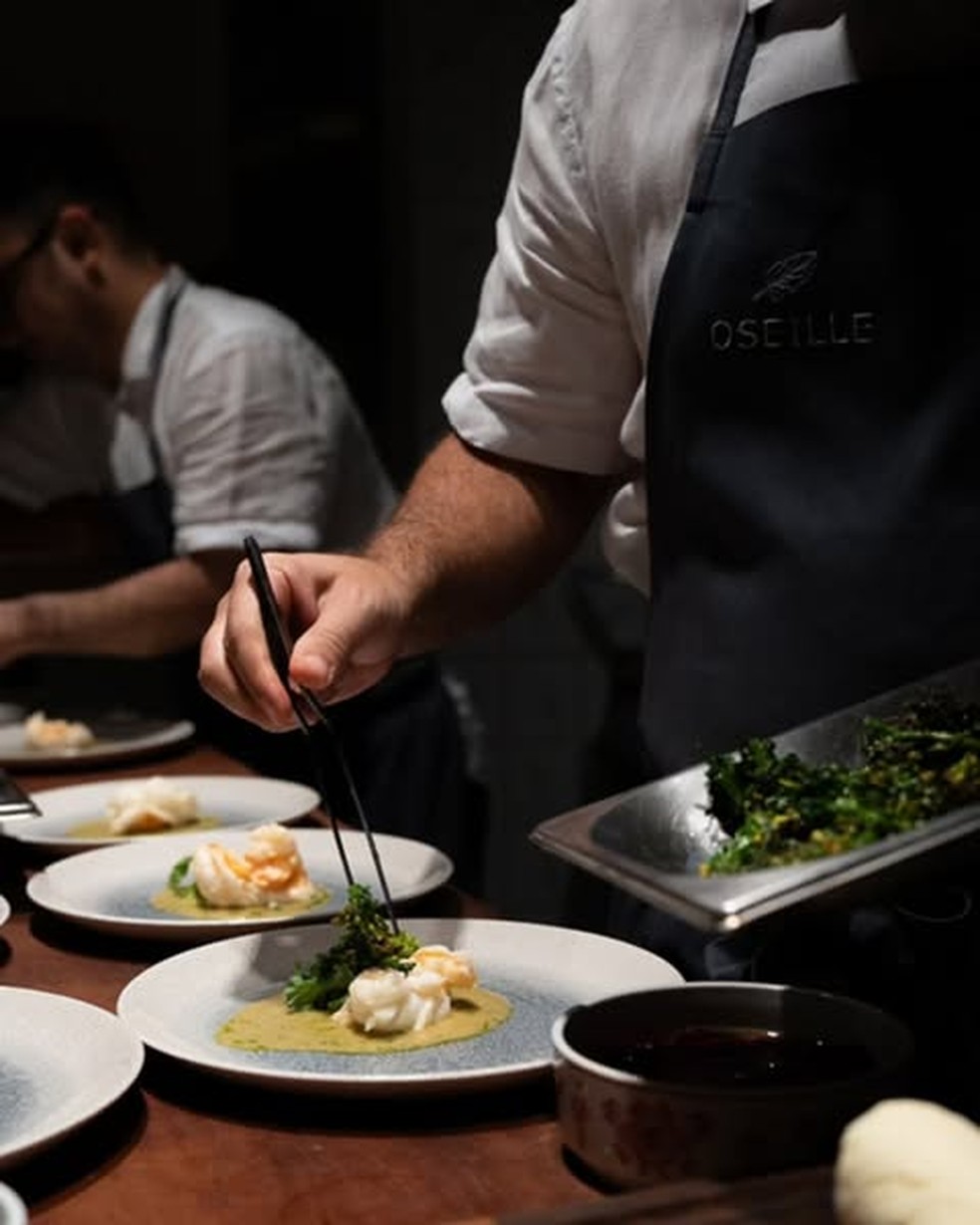 Quatro novos restaurantes brasileiros recebem uma Estrela Michelin em ...