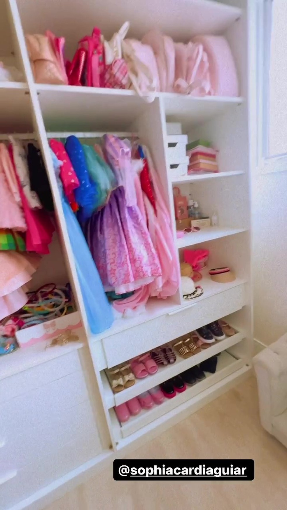 Maíra Cardi mostra detalhes do quarto e closet da filha Sophia | Celebridades | Casa e Jardim