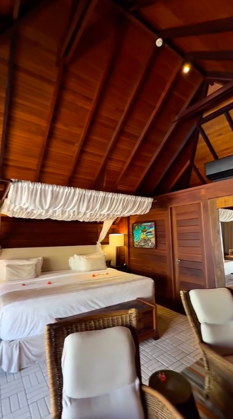 Nah Cardoso faz tour por bangalô luxuoso em resort em Pernambuco com ...