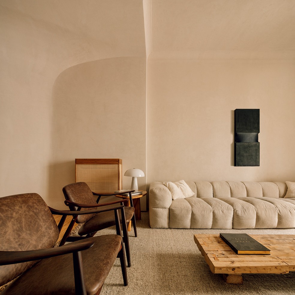 Reforma resgata aspectos originais de imóvel de 260 anos em Portugal ...